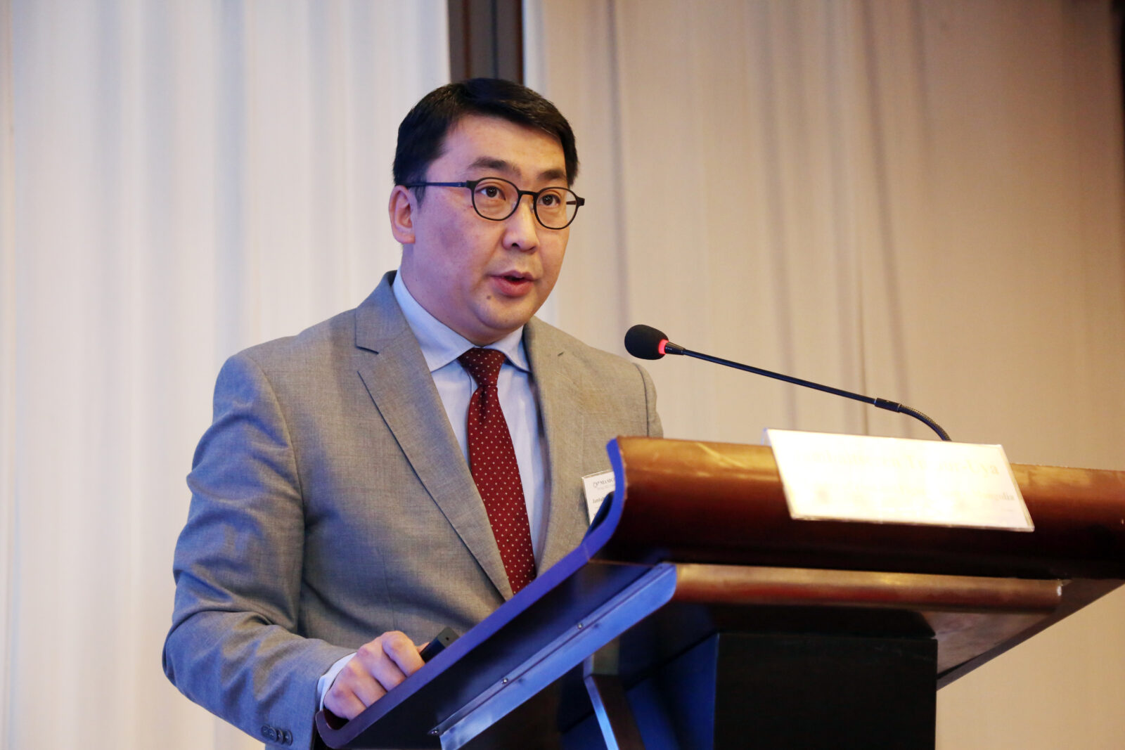 Т Жамбалцэрэн Хүнсний бүтээгдэхүүн ундаа үйлдвэрлэл 1 4 дахин нэмэгдсэн Хүнсний хувьсгал