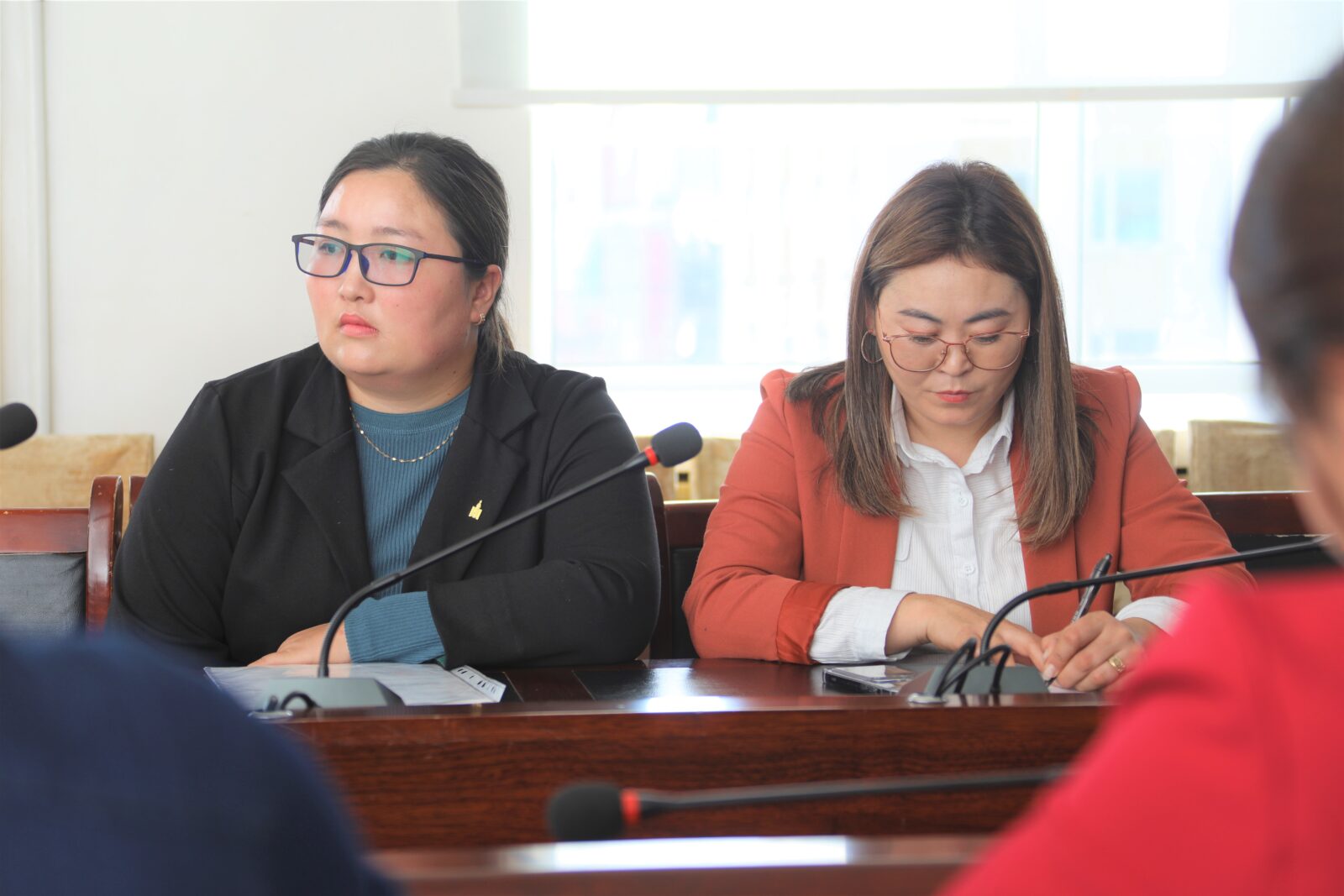 ОРОН НУТАГТ ХҮНС ХӨДӨӨ АЖ АХУЙН САЛБАРЫН БОЛОВСОН ХҮЧИН ДУТМАГ БАЙНА Хүнсний хувьсгал