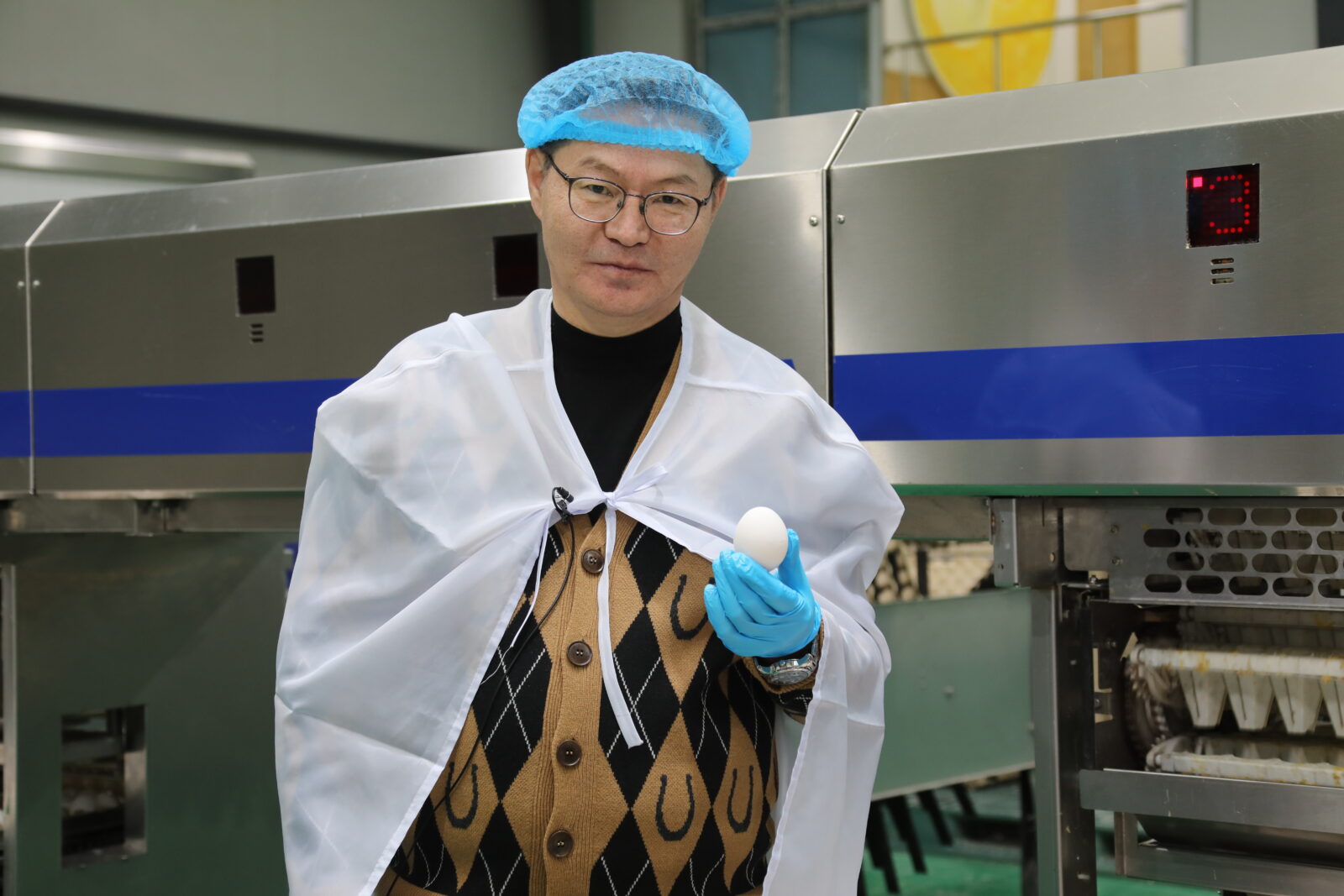 Ч Даваабаяр Энэ онд багтаж Монгол улс дотоодынхоо өндөгний хэрэгцээг 100 хувь хангана үүний 60