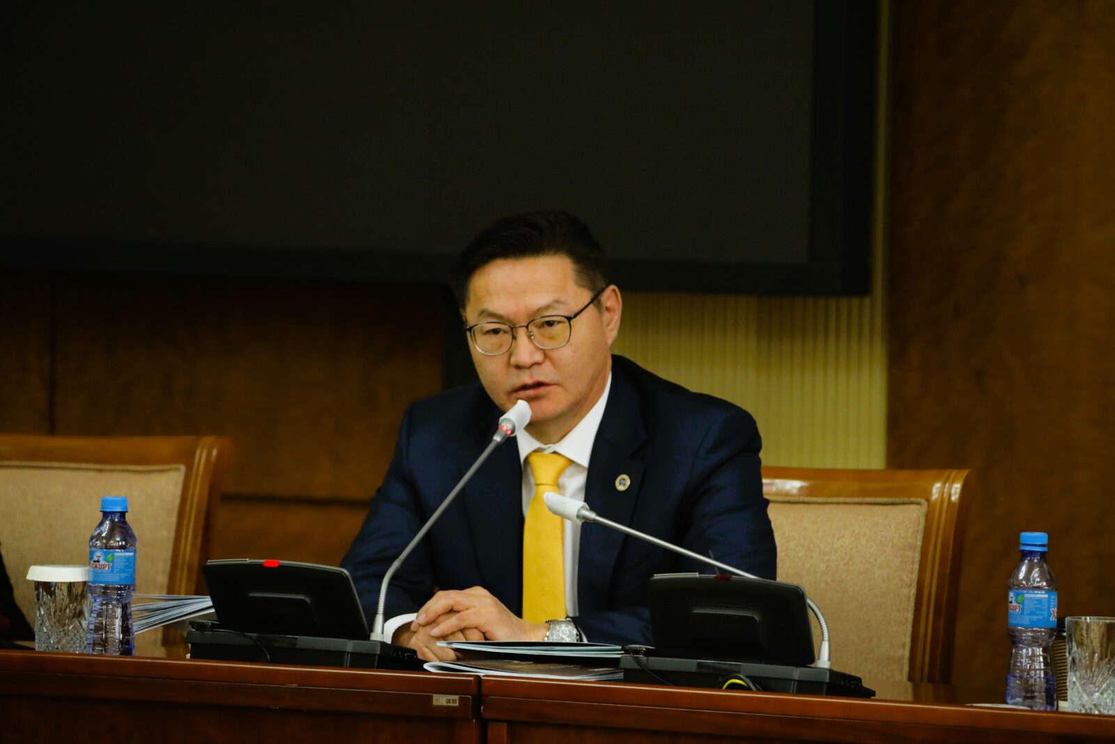 Ч Даваабаяр Хөдөө аж ахуйн салбарын Үндсэн хууль тай болох гэж байна Хүнсний хувьсгал