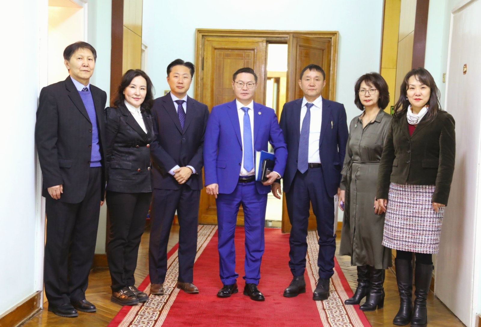 Ерөнхийлөгчийн Үйлдвэр үйлчилгээний бодлогын зөвлөх Ч Даваабаяр хүнс үйлдвэрлэгчдийн