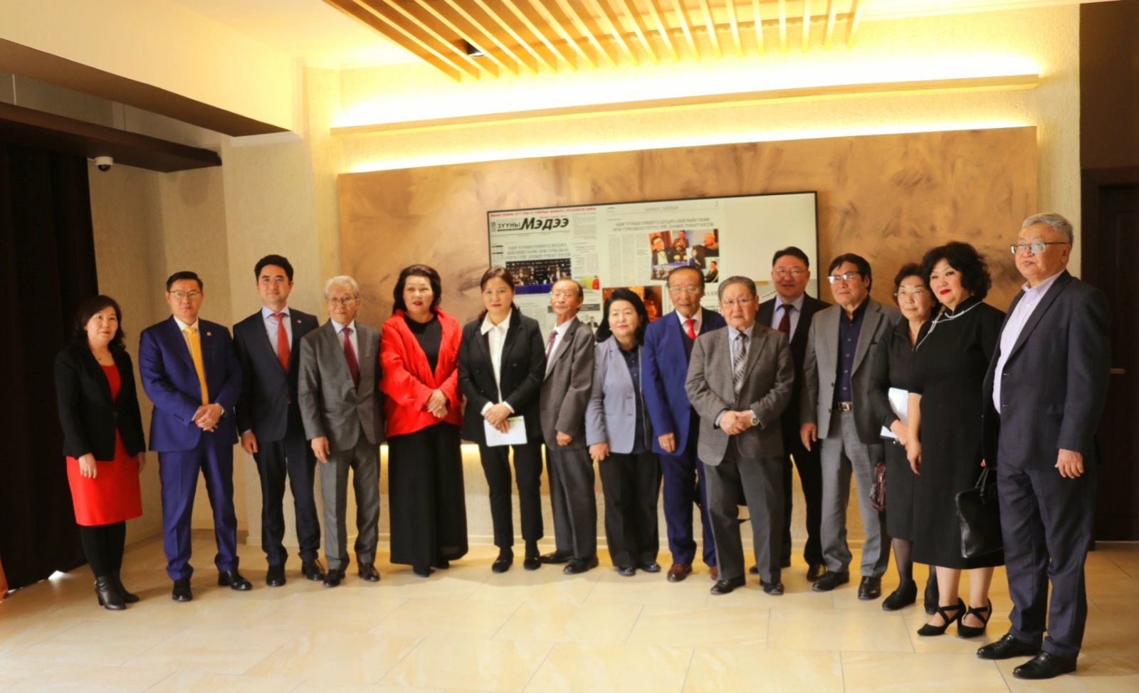 Хэвлэл мэдээллийн салбараас шинэ доктор төрлөө