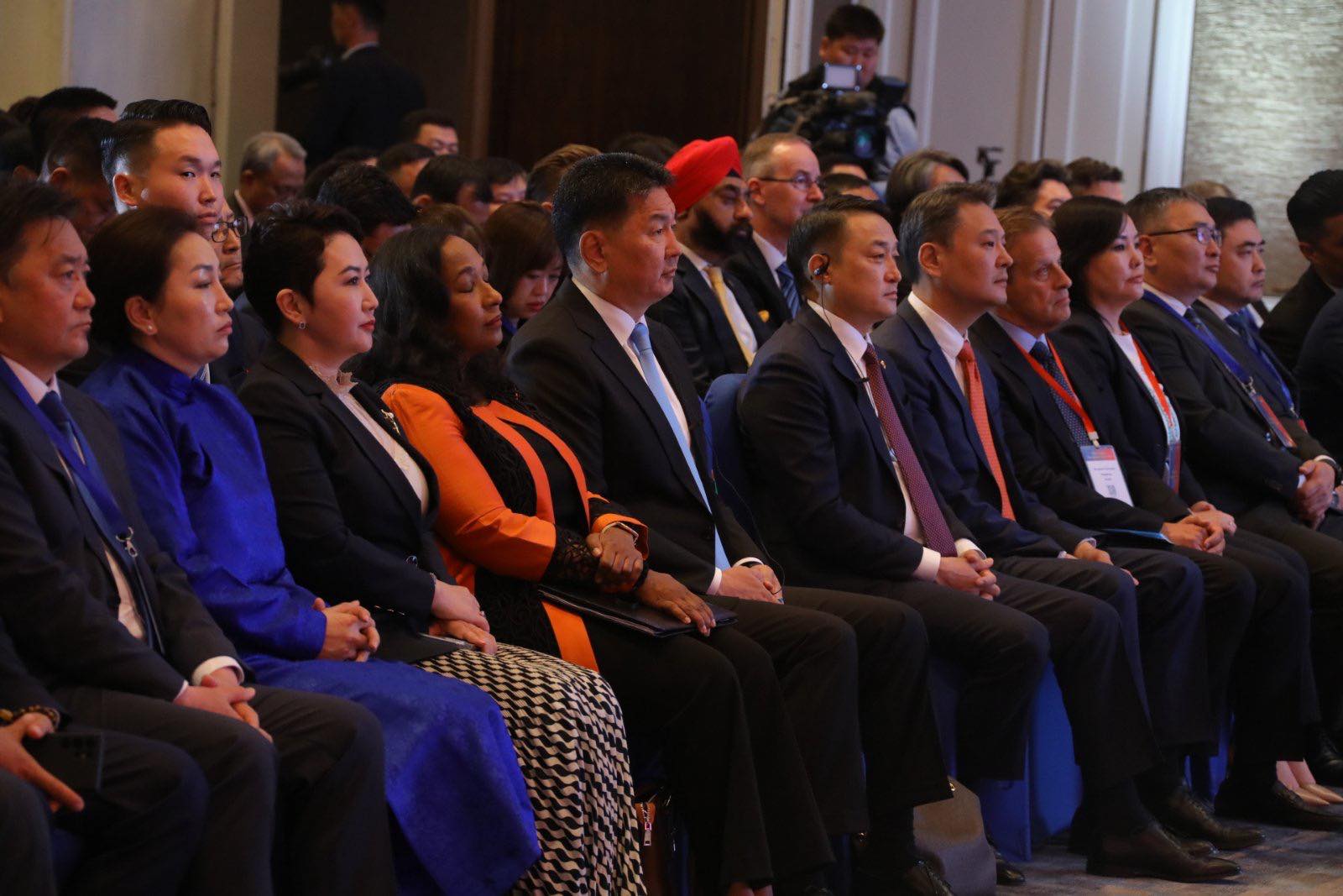 Монгол Улсын Ерөнхийлөгчийн ивээл дор “Дэлхийн экспортыг дэмжих чуулга уулзалт” 20 дахь удаагаа