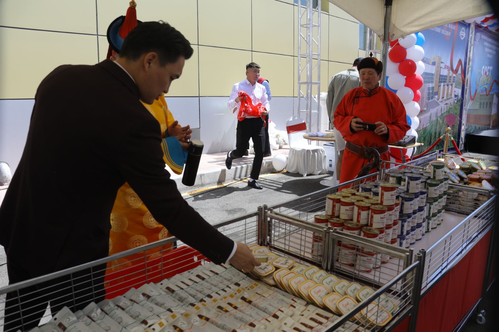 Гадны өндөр шаардлагатай хүнсний хяналтыг давж экспорт хийх ахин нэг үйлдвэр нээлтээ хийлээ