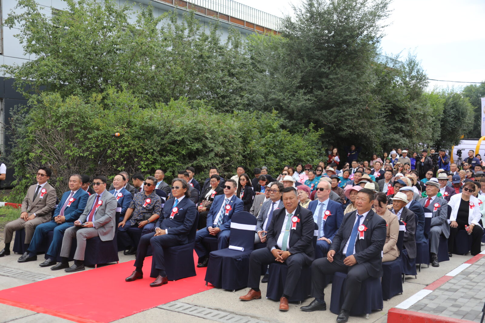 Дэлхийн стандартыг монголд нэвтрүүлэх “Монгол бяслаг” үйлдвэр орон нутагт нээлтээ хийлээ