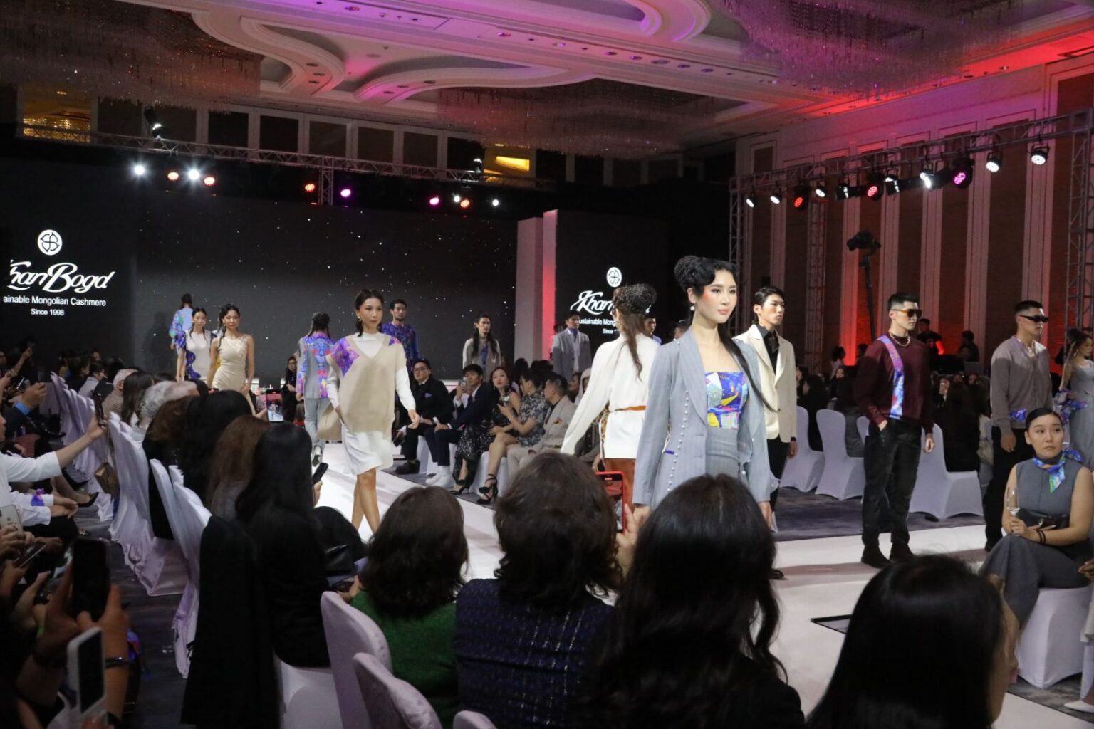 "Ханбогд Кашимер" ХХК-ийн 25 жилийн ойн VIP FASHION SHOW 2023 загварын ...