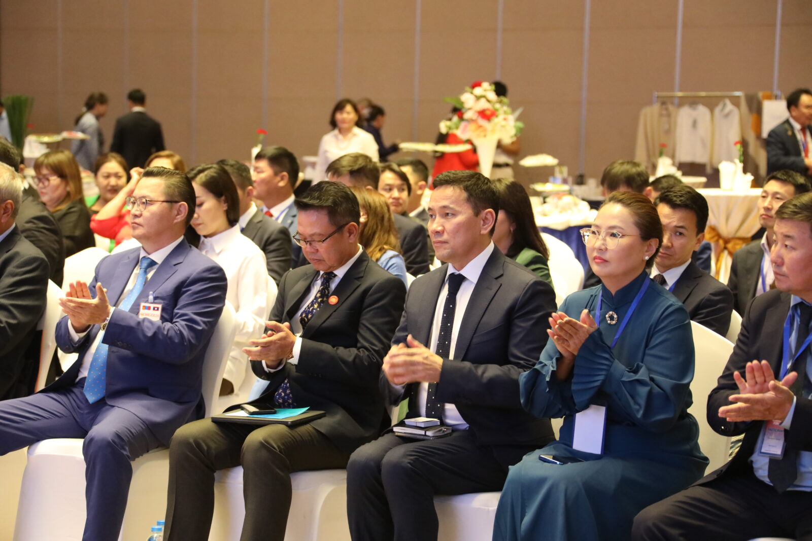 Монгол Лаосын бизнес форум амжилттай зохион байгуулагдлаа Хүнсний