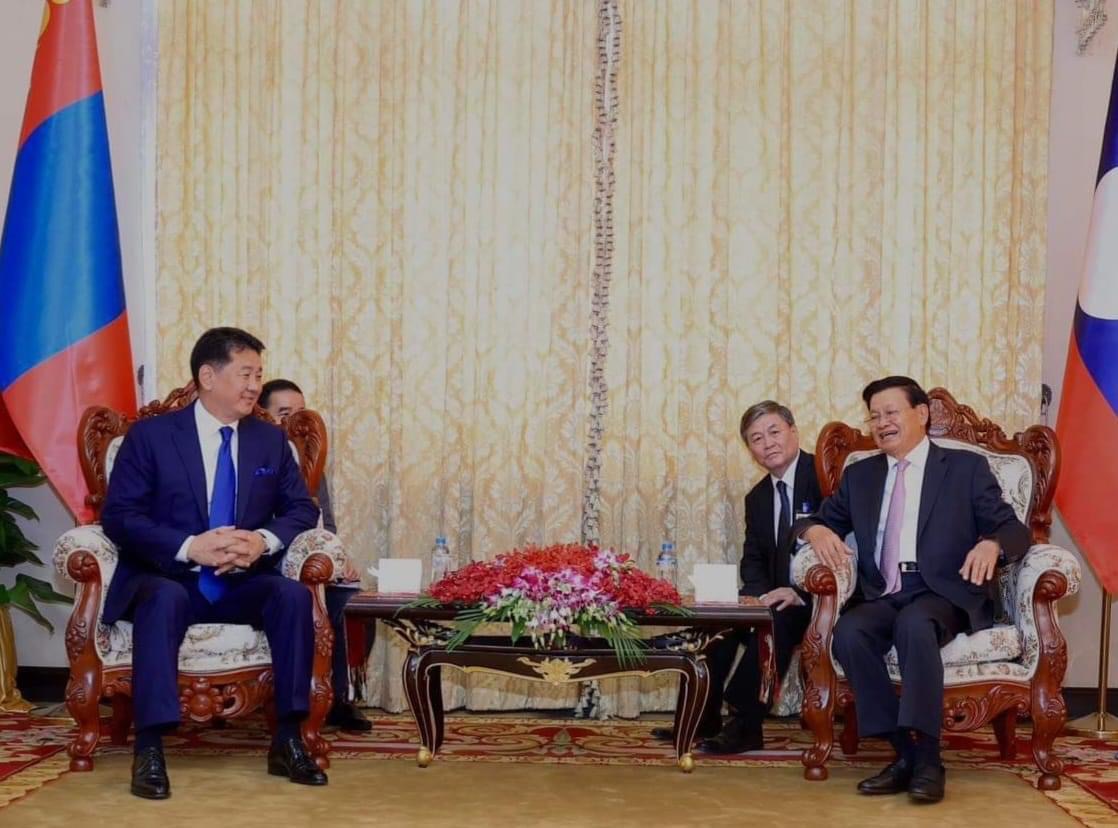 Монгол Улсын Ерөнхийлөгч У Хүрэлсүх БНАЛАУ ын Ерөнхийлөгч Тонглун Сисүлит нар албан ёсны